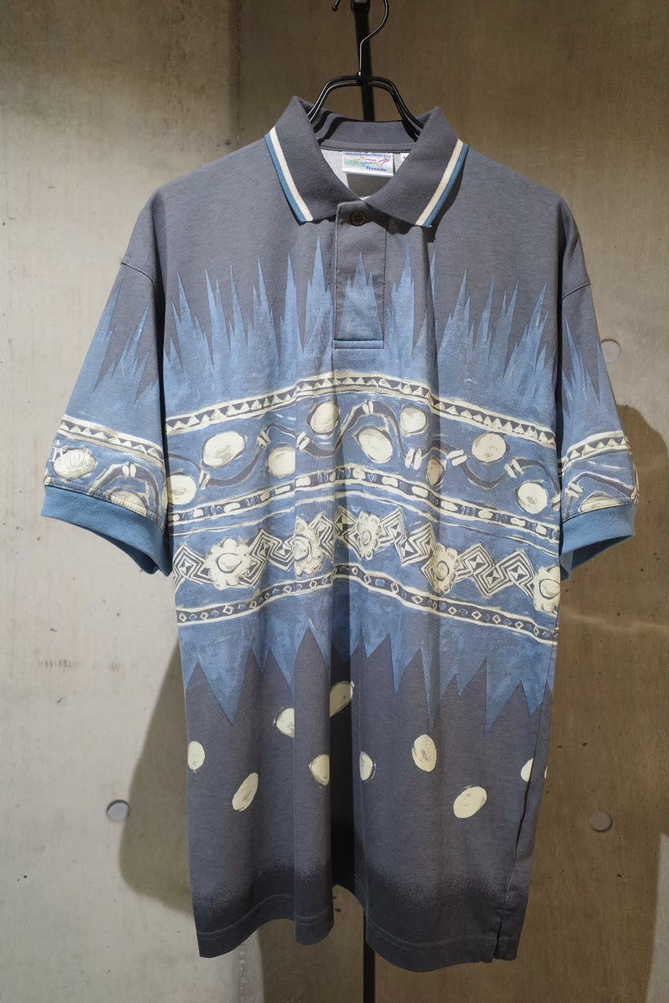 VINTAGE – the Divot STORE
