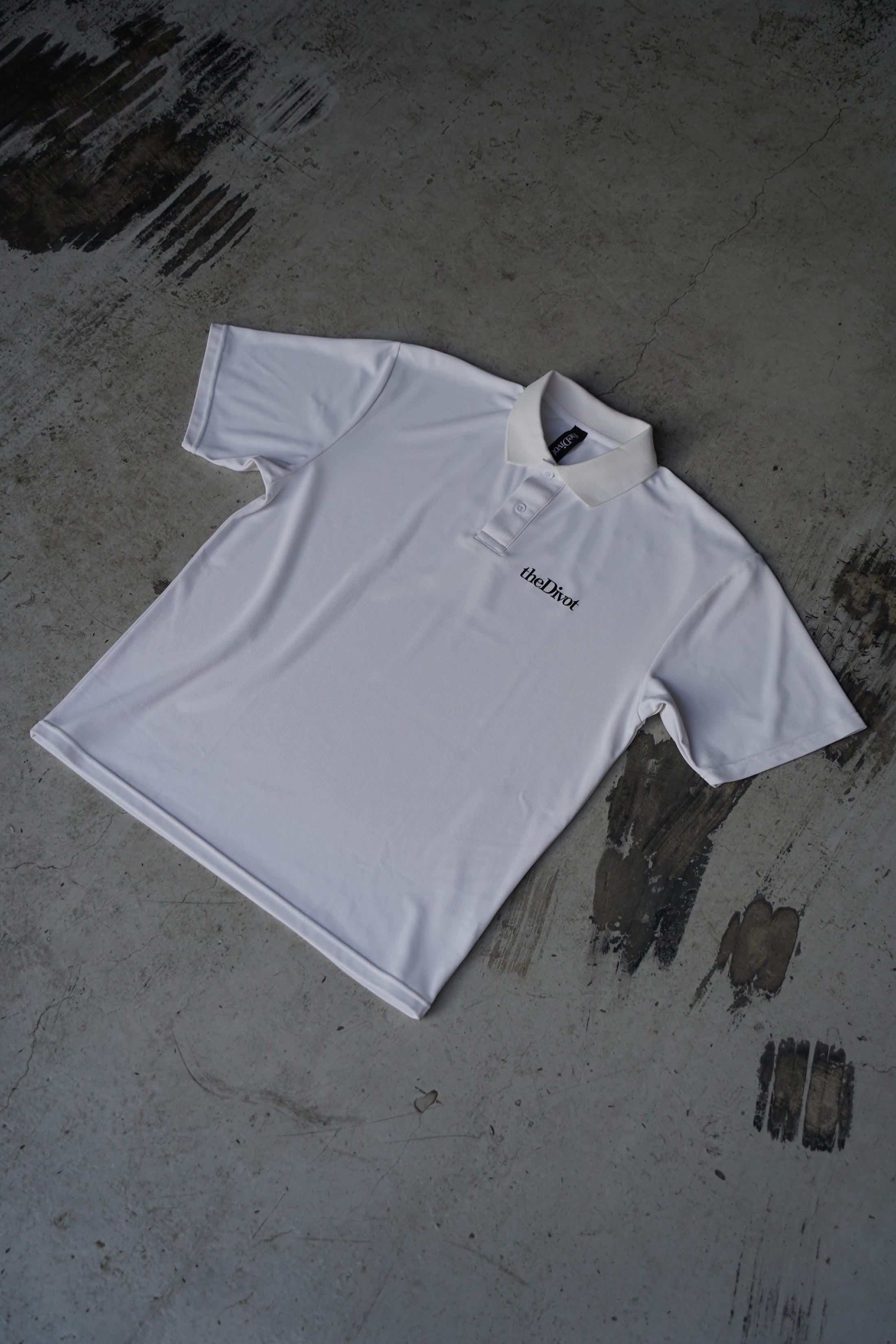 the Divot Original - POLO SHIRT (WHITE) – the Divot STORE